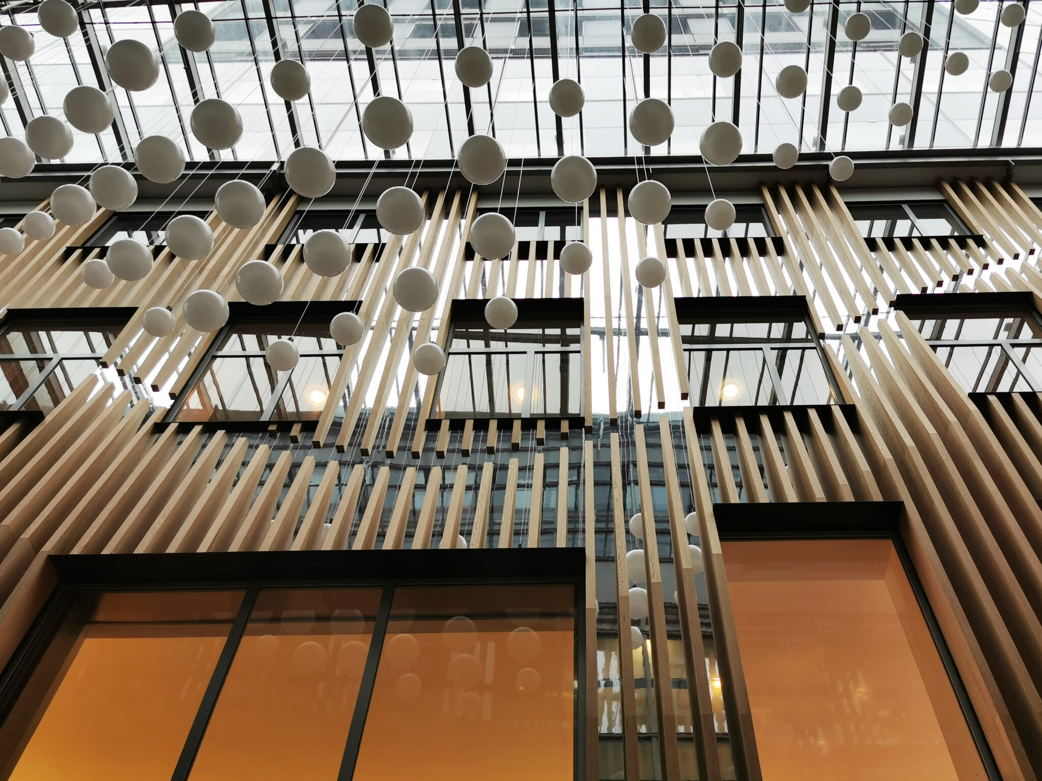 YOUR OFFICE goes IZD – YOUR OFFICE